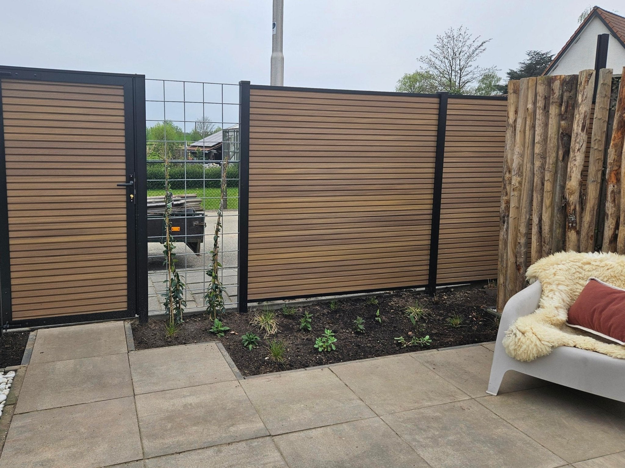 Extra hoge rhombus schutting kopen? Bestel een Premium schutting bij Compoziet!